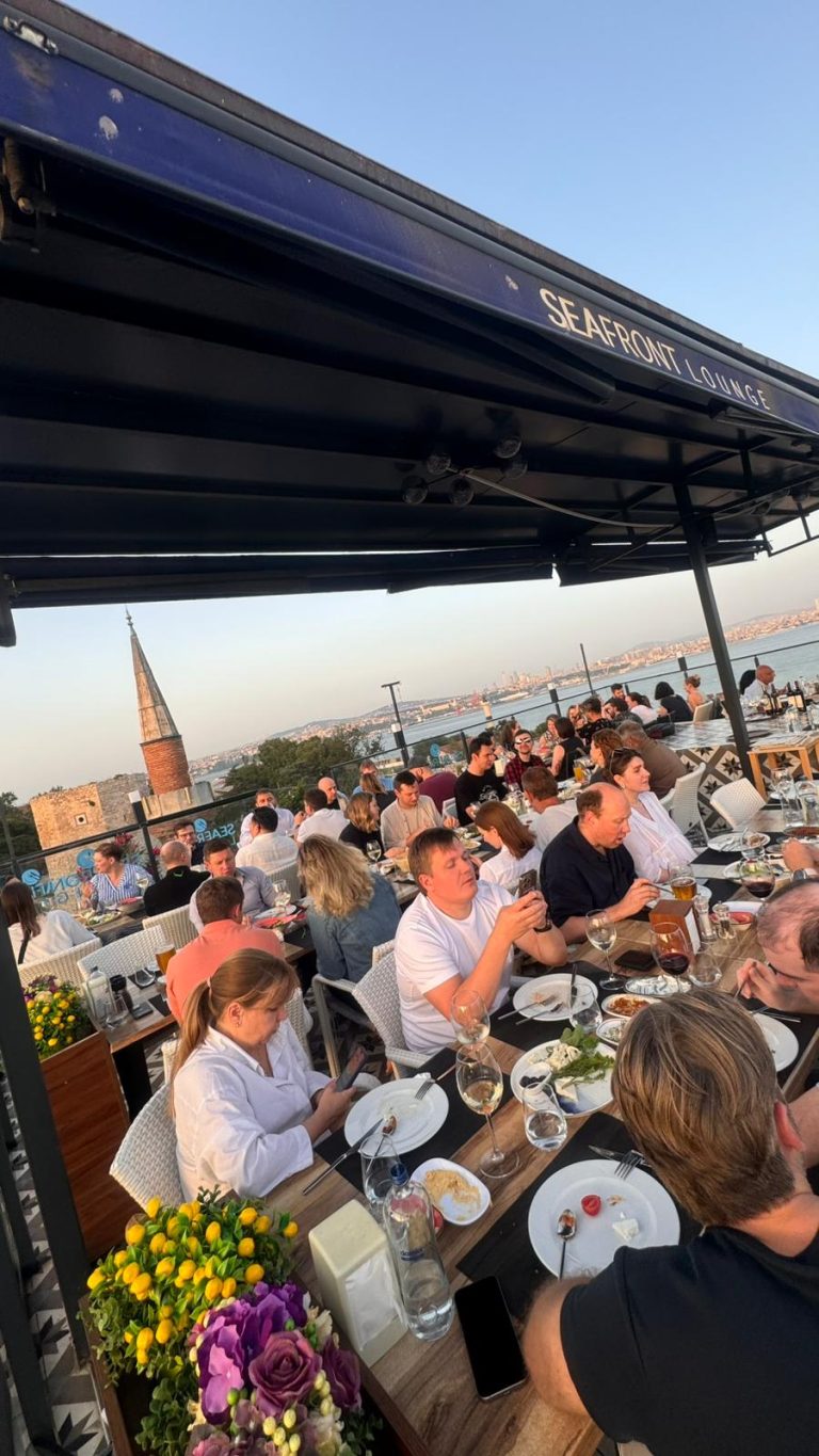 Galeri – Seafront Lounge