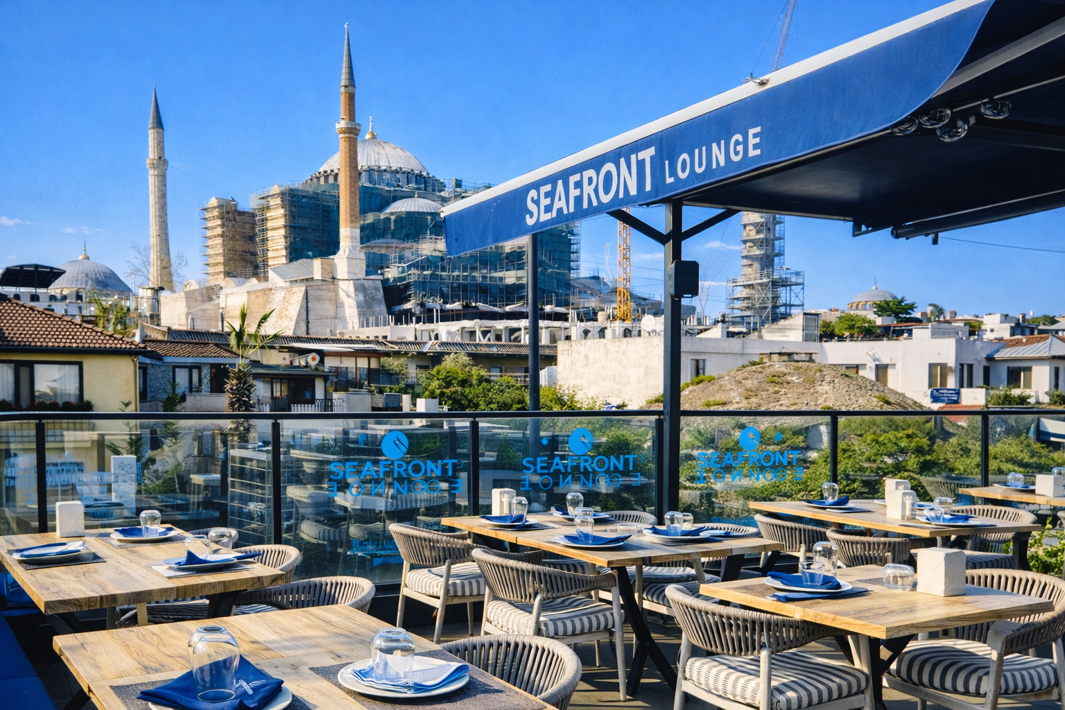 Seafront Lounge